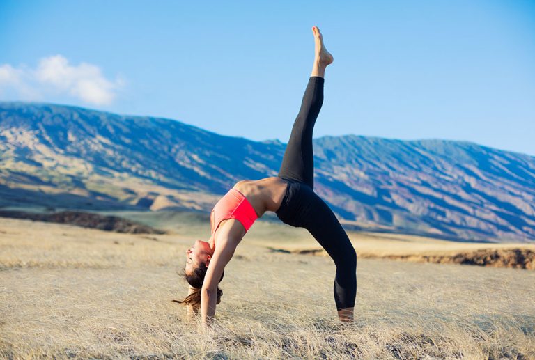 15 Crazy Yoga Poses You Wish You Could Strike - YOGA PRACTICE