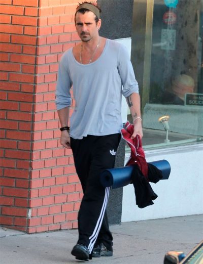 15 Famous Men Who Do Yoga - YOGA PRACTICE