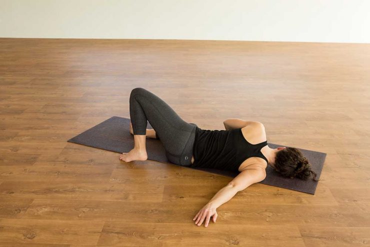 Yoga For Scoliosis: How to Heal and Realign Your Spine - YOGA PRACTICE